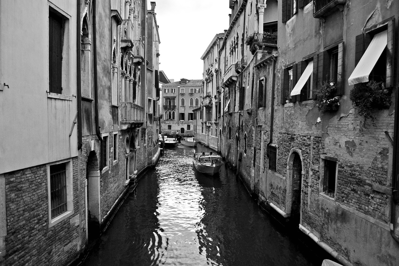 Venecija,juoda ir balta,kanalas,puikus kanalas,tiltas - nemokamos ...